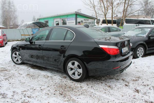 Black BMW 530 2009 in Daugavpils, with an engine capacity of 3.00 L and mileage of 333 thousand km for 6490 €, photo 7 on AUTOMOTO.COM.LV