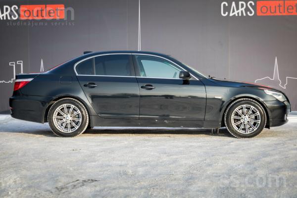 Black BMW 530 2009 in Riga, with an engine capacity of 3.00 L and mileage of 344 thousand km for 6490 €, photo 3 on AUTOMOTO.COM.LV