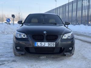 Black BMW 530 2009 in Vilnius, with an engine capacity of 3.00 L and mileage of 290 thousand km for 6650 €, photo 5 on AUTOMOTO.COM.LV
