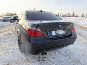 Black BMW 530 2009 in Vilnius, with an engine capacity of 3.00 L and mileage of 290 thousand km for 6650 €, photo 15 on AUTOMOTO.COM.LV