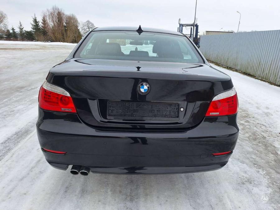 Melns BMW 530 2009 Marijampole, ar dzinēja tilpumu 3.00 L un nobraukumu 338 tūkst. km par 6550 €, foto 5 vietnē AUTOMOTO.COM.LV