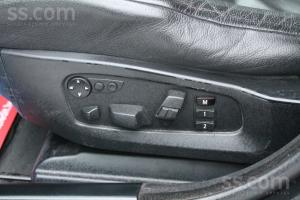 Black BMW 530 2009 in Daugavpils, with an engine capacity of 3.00 L and mileage of 333 thousand km for 6090 €, photo 13 on AUTOMOTO.COM.LV