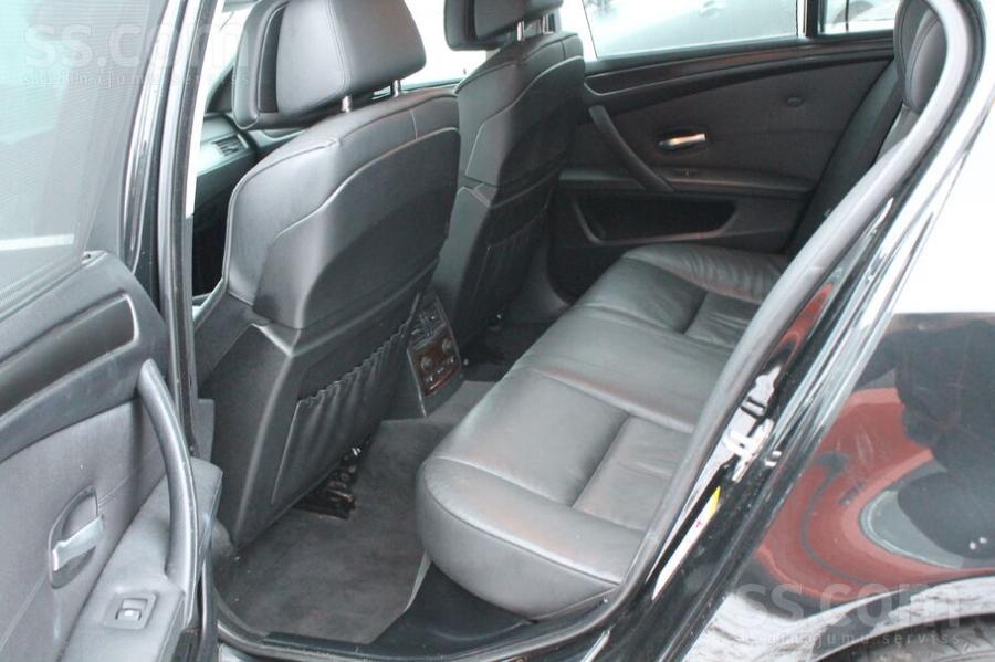 Black BMW 530 2009 in Daugavpils, with an engine capacity of 3.00 L and mileage of 333 thousand km for 6090 €, photo 16 on AUTOMOTO.COM.LV