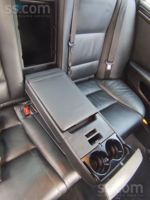 Black BMW 530 2009 in Riga, with an engine capacity of 3.00 L and mileage of 340 thousand km for 8950 €, photo 24 on AUTOMOTO.COM.LV