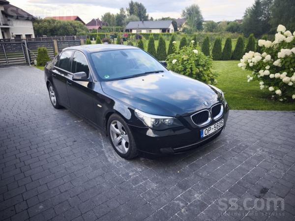 Black BMW 530 2009 in Riga, with an engine capacity of 3.00 L and mileage of 335 thousand km for 6550 €, photo 2 on AUTOMOTO.COM.LV