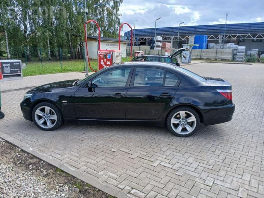 Black BMW 530 2009 in Rezekne, with an engine capacity of 3.00 L and mileage of 391 thousand km for 4000 €, photo 1 on AUTOMOTO.COM.LV