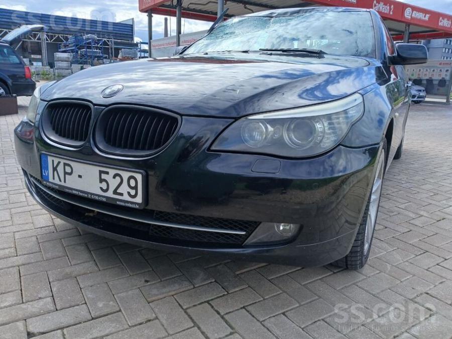 Black BMW 530 2009 in Rezekne, with an engine capacity of 3.00 L and mileage of 391 thousand km for 4000 €, photo 4 on AUTOMOTO.COM.LV