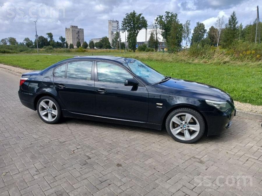 Black BMW 530 2009 in Rezekne, with an engine capacity of 3.00 L and mileage of 391 thousand km for 4000 €, photo 7 on AUTOMOTO.COM.LV