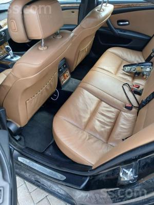 Black BMW 530 2009 in Rezekne, with an engine capacity of 3.00 L and mileage of 391 thousand km for 4000 €, photo 12 on AUTOMOTO.COM.LV