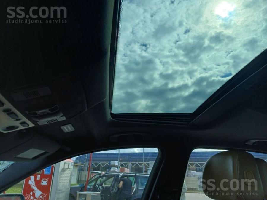 Black BMW 530 2009 in Rezekne, with an engine capacity of 3.00 L and mileage of 391 thousand km for 4000 €, photo 14 on AUTOMOTO.COM.LV