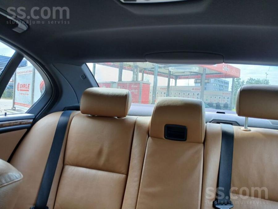 Black BMW 530 2009 in Rezekne, with an engine capacity of 3.00 L and mileage of 391 thousand km for 4000 €, photo 16 on AUTOMOTO.COM.LV