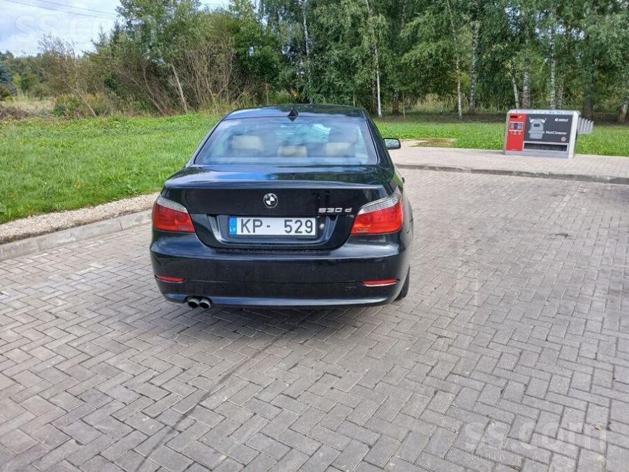 Black BMW 530 2009 in Rezekne, with an engine capacity of 3.00 L and mileage of 391 thousand km for 3500 €, photo 8 on AUTOMOTO.COM.LV