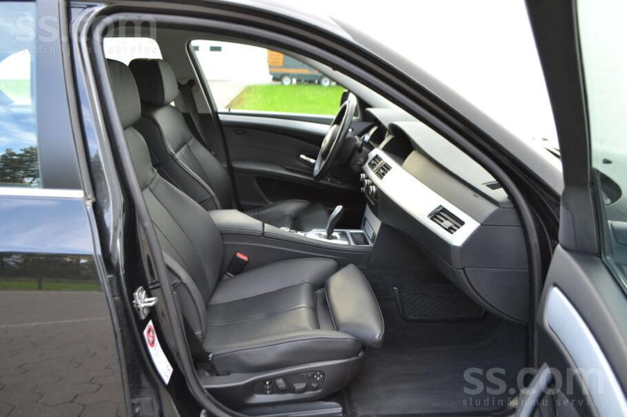 Black BMW 530 2009 in Riga, with an engine capacity of 3.00 L and mileage of 337 thousand km for 7650 €, photo 11 on AUTOMOTO.COM.LV