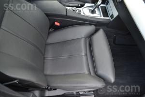 Black BMW 530 2009 in Riga, with an engine capacity of 3.00 L and mileage of 337 thousand km for 7650 €, photo 16 on AUTOMOTO.COM.LV
