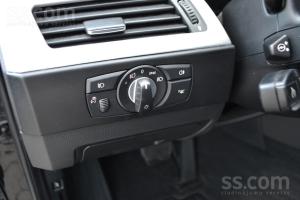 Black BMW 530 2009 in Riga, with an engine capacity of 3.00 L and mileage of 337 thousand km for 7650 €, photo 18 on AUTOMOTO.COM.LV