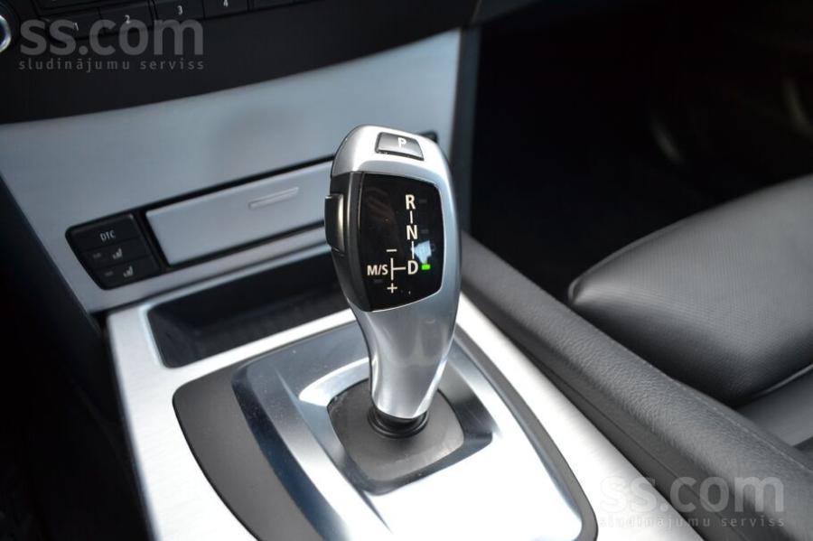 Black BMW 530 2009 in Riga, with an engine capacity of 3.00 L and mileage of 337 thousand km for 7650 €, photo 25 on AUTOMOTO.COM.LV
