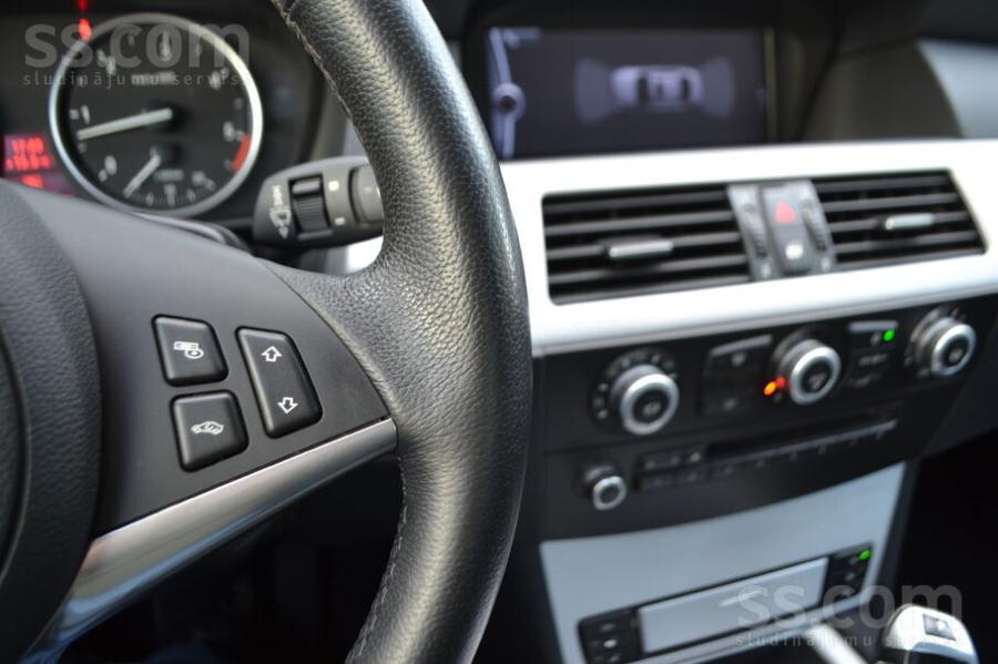 Black BMW 530 2009 in Riga, with an engine capacity of 3.00 L and mileage of 337 thousand km for 7650 €, photo 27 on AUTOMOTO.COM.LV