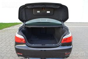 Black BMW 530 2009 in Riga, with an engine capacity of 3.00 L and mileage of 337 thousand km for 7650 €, photo 31 on AUTOMOTO.COM.LV