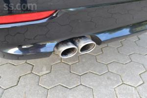 Black BMW 530 2009 in Riga, with an engine capacity of 3.00 L and mileage of 337 thousand km for 7650 €, photo 33 on AUTOMOTO.COM.LV