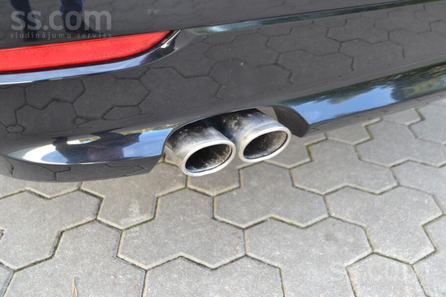 Black BMW 530 2009 in Riga, with an engine capacity of 3.00 L and mileage of 337 thousand km for 7650 €, photo 33 on AUTOMOTO.COM.LV