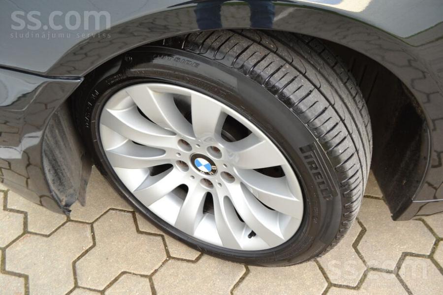 Black BMW 530 2009 in Riga, with an engine capacity of 3.00 L and mileage of 337 thousand km for 7650 €, photo 36 on AUTOMOTO.COM.LV