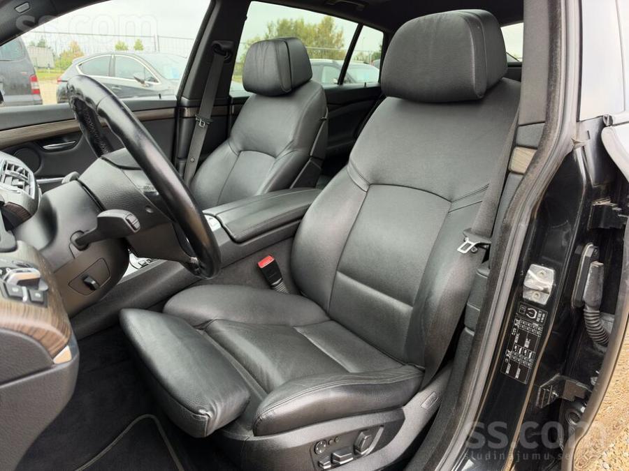 Melns BMW 530 2009 Valmiera, ar dzinēja tilpumu 3.00 L un nobraukumu 0 tūkst. km par 7490 €, foto 13 vietnē AUTOMOTO.COM.LV