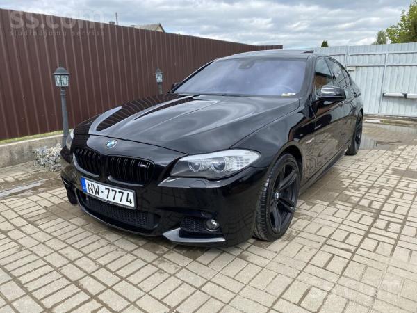 Black BMW 530 2010 in Daugavpils, with an engine capacity of 3.00 L and mileage of 265 thousand km for 15000 €, photo 1 on AUTOMOTO.COM.LV