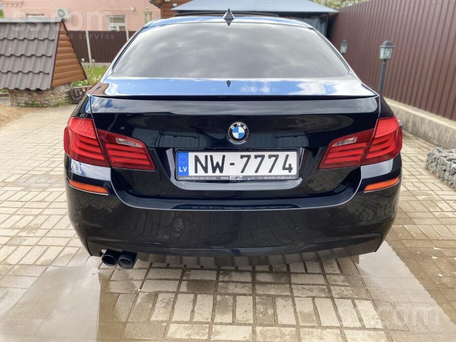 Black BMW 530 2010 in Daugavpils, with an engine capacity of 3.00 L and mileage of 265 thousand km for 15000 €, photo 5 on AUTOMOTO.COM.LV