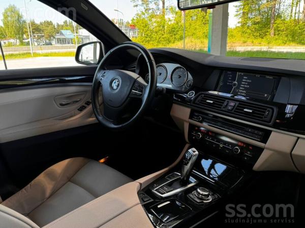 Black BMW 530 2010 in Riga, with an engine capacity of 3.00 L and mileage of 140 thousand km for 12750 €, photo 8 on AUTOMOTO.COM.LV