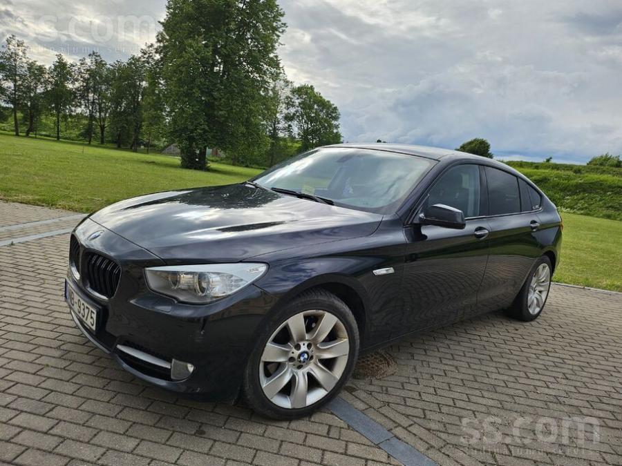 Melns BMW 530 2010 Daugavpils, ar dzinēja tilpumu 3.00 L un nobraukumu 283 tūkst. km par 9500 €, foto 9 vietnē AUTOMOTO.COM.LV