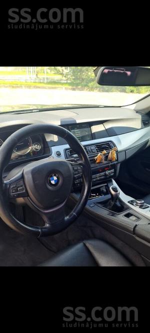 Black BMW 530 2010 in Daugavpils, with an engine capacity of 3.00 L and mileage of 420 thousand km for 6350 €, photo 7 on AUTOMOTO.COM.LV