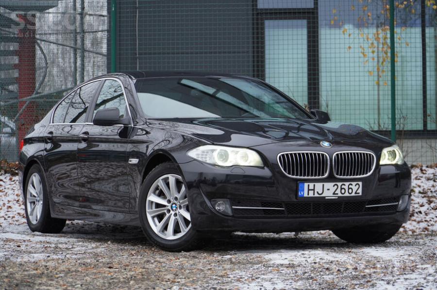 Melns BMW 530 2010 Rīga, ar dzinēja tilpumu 3.00 L un nobraukumu 215 tūkst. km par 8990 €, foto 4 vietnē AUTOMOTO.COM.LV