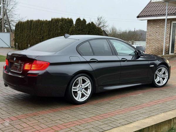 Melns BMW 530 2010 Šalčininkai, ar dzinēja tilpumu 2.99 L un nobraukumu 349 tūkst. km par 9200 €, foto 3 vietnē AUTOMOTO.COM.LV