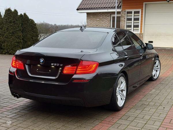 Melns BMW 530 2010 Šalčininkai, ar dzinēja tilpumu 2.99 L un nobraukumu 349 tūkst. km par 9200 €, foto 7 vietnē AUTOMOTO.COM.LV