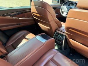 Черный БМВ 530 2010 в Екабпилс, объемом двигателя 3.00 л и пробегом 375 тыс. км за 8200 €, фото 10 на AUTOMOTO.COM.LV