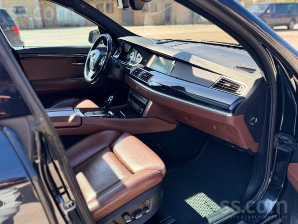 Черный БМВ 530 2010 в Екабпилс, объемом двигателя 3.00 л и пробегом 375 тыс. км за 8200 €, фото 10 на AUTOMOTO.COM.LV