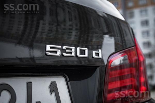 Black BMW 530 2010 in Riga, with an engine capacity of 3.00 L and mileage of 0 thousand km for 9950 €, photo 7 on AUTOMOTO.COM.LV