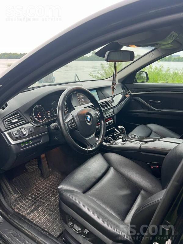 Black BMW 530 2010 in Riga, with an engine capacity of 3.00 L and mileage of 332 thousand km for 9200 €, photo 7 on AUTOMOTO.COM.LV