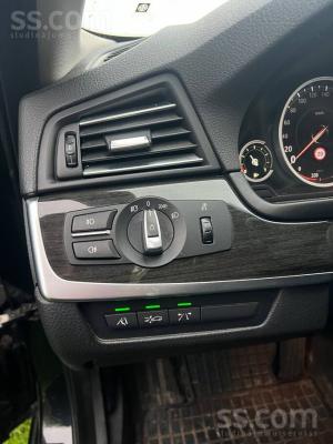 Black BMW 530 2010 in Riga, with an engine capacity of 3.00 L and mileage of 332 thousand km for 9200 €, photo 9 on AUTOMOTO.COM.LV