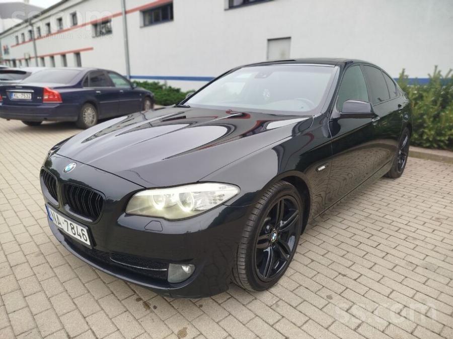 Melns BMW 530 2010 Rīga, ar dzinēja tilpumu 3.00 L un nobraukumu 320 tūkst. km par 8750 €, foto 3 vietnē AUTOMOTO.COM.LV