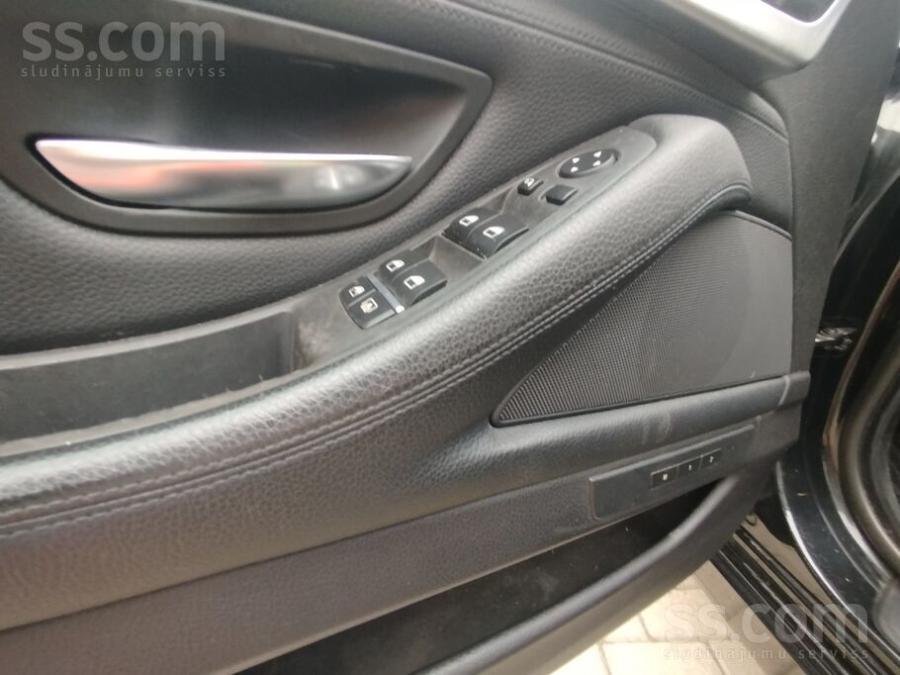 Melns BMW 530 2010 Rīga, ar dzinēja tilpumu 3.00 L un nobraukumu 320 tūkst. km par 8750 €, foto 12 vietnē AUTOMOTO.COM.LV