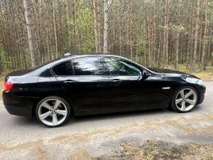 Черный БМВ 530 2010 в Неменчине, объемом двигателя 2.99 л и пробегом 320 тыс. км за 6800 €, фото 4 на AUTOMOTO.COM.LV