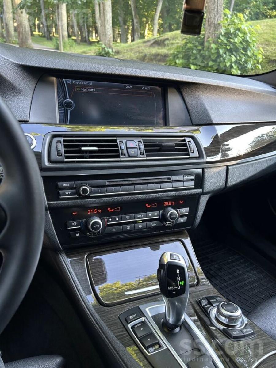 Melns BMW 530 2010 Liepāja, ar dzinēja tilpumu 3.00 L un nobraukumu 316 tūkst. km par 12250 €, foto 10 vietnē AUTOMOTO.COM.LV