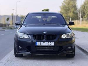 Melns BMW 530 2010 Viļņa, ar dzinēja tilpumu 2.99 L un nobraukumu 398 tūkst. km par 7500 €, foto 6 vietnē AUTOMOTO.COM.LV