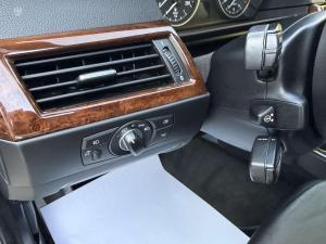 Melns BMW 530 2010 Viļņa, ar dzinēja tilpumu 2.99 L un nobraukumu 398 tūkst. km par 7500 €, foto 21 vietnē AUTOMOTO.COM.LV