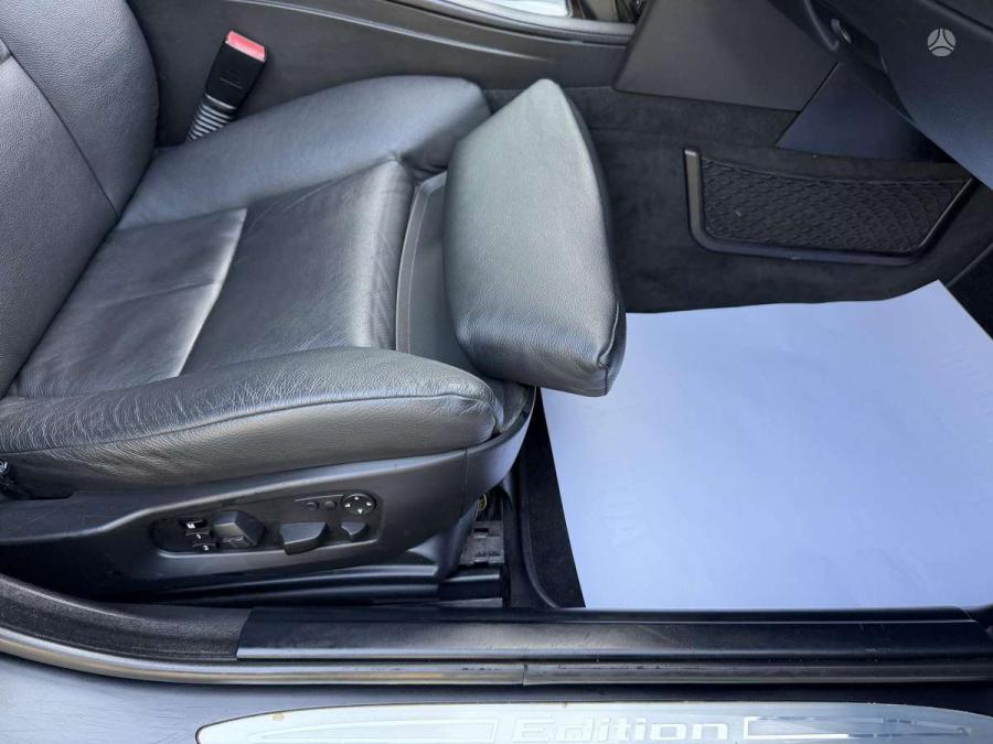 Melns BMW 530 2010 Viļņa, ar dzinēja tilpumu 2.99 L un nobraukumu 398 tūkst. km par 7500 €, foto 30 vietnē AUTOMOTO.COM.LV