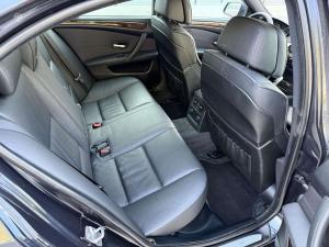 Melns BMW 530 2010 Viļņa, ar dzinēja tilpumu 2.99 L un nobraukumu 398 tūkst. km par 7500 €, foto 35 vietnē AUTOMOTO.COM.LV