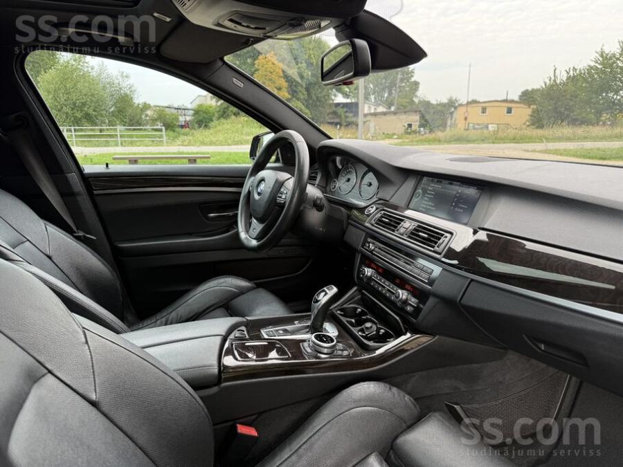 Black BMW 530 2010 in Liepaja, with an engine capacity of 3.00 L and mileage of 279 thousand km for 13000 €, photo 11 on AUTOMOTO.COM.LV