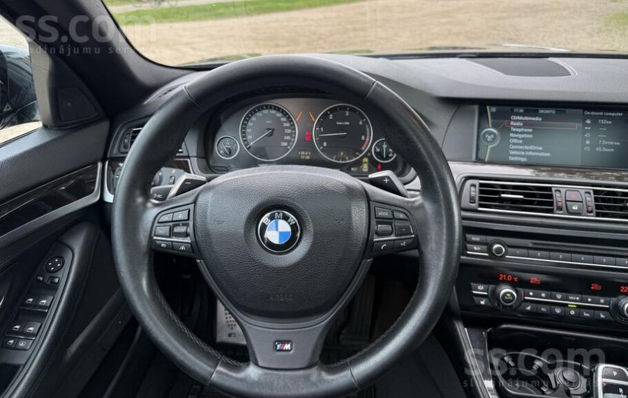 Black BMW 530 2010 in Liepaja, with an engine capacity of 3.00 L and mileage of 279 thousand km for 13000 €, photo 17 on AUTOMOTO.COM.LV