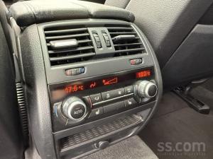 Black BMW 530 2010 in Liepaja, with an engine capacity of 3.00 L and mileage of 279 thousand km for 13000 €, photo 22 on AUTOMOTO.COM.LV